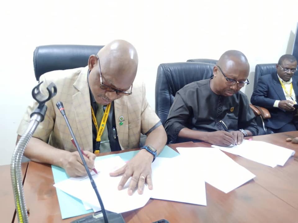 MOUAU SIGNS MoU WITH ABIA STATE MINISTRY OF ENVIRONMENT - Michael ...